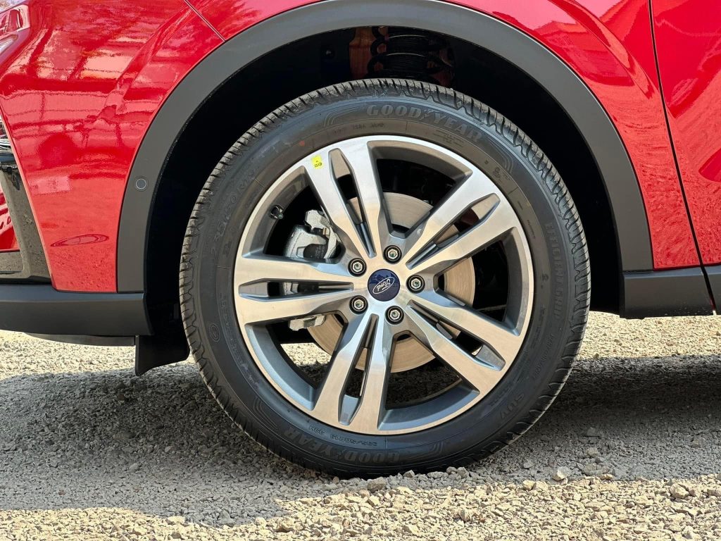 Ford Territory Titanium X 2024: Chiếc SUV 7 chỗ mạnh mẽ, thể thao và ...